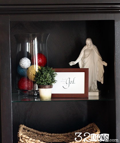 Easy to make Thumbtack Craft Balls - 32 Turns32 Turns