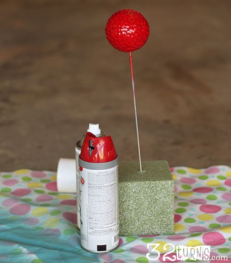 Easy to make Thumbtack Craft Balls - 32 Turns32 Turns